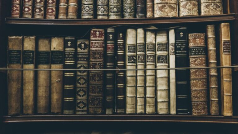 Worldbuilding Tips For Creative Writing - Actual Ar